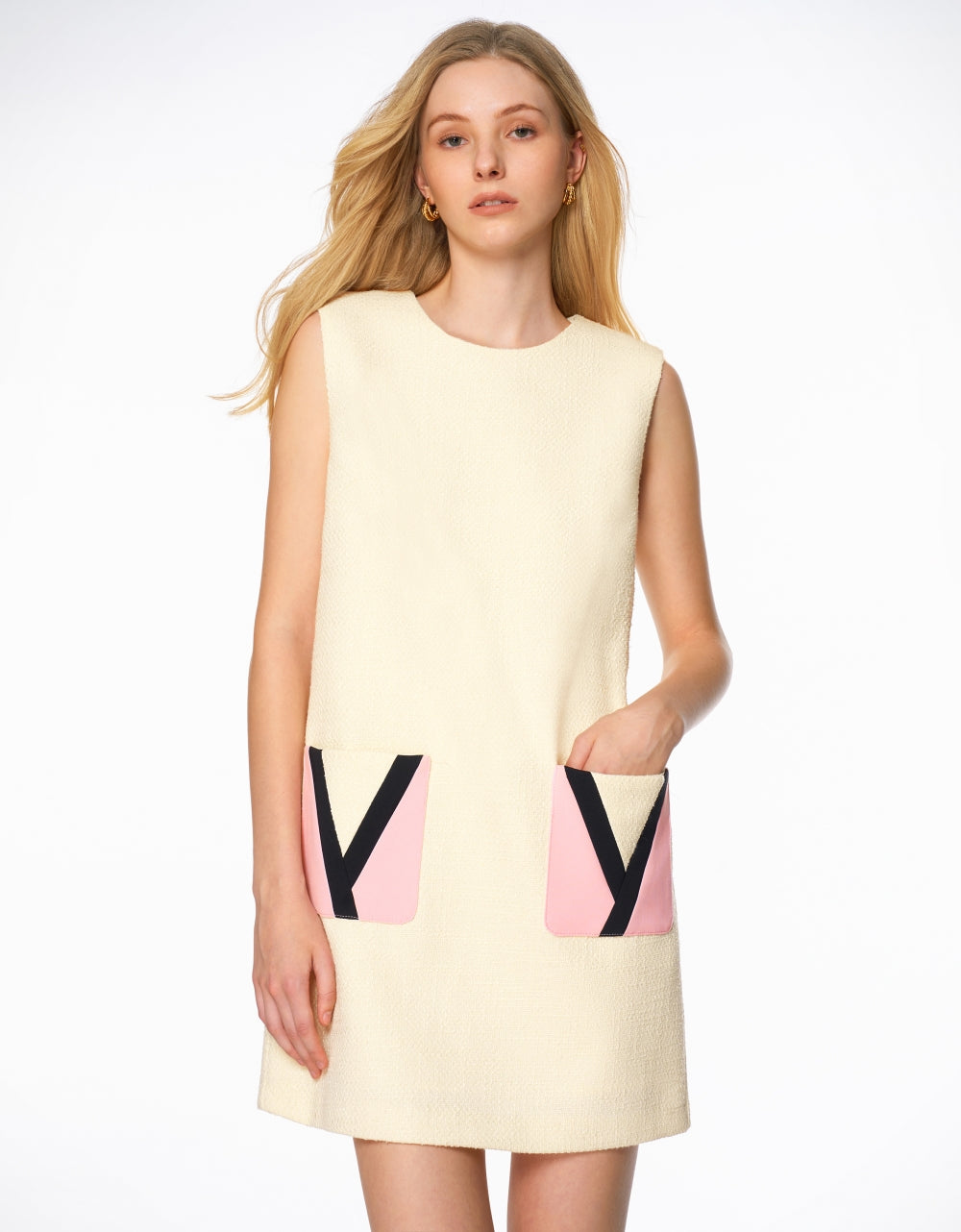 Patch Pocket Shift Dress – SaturdayClub International