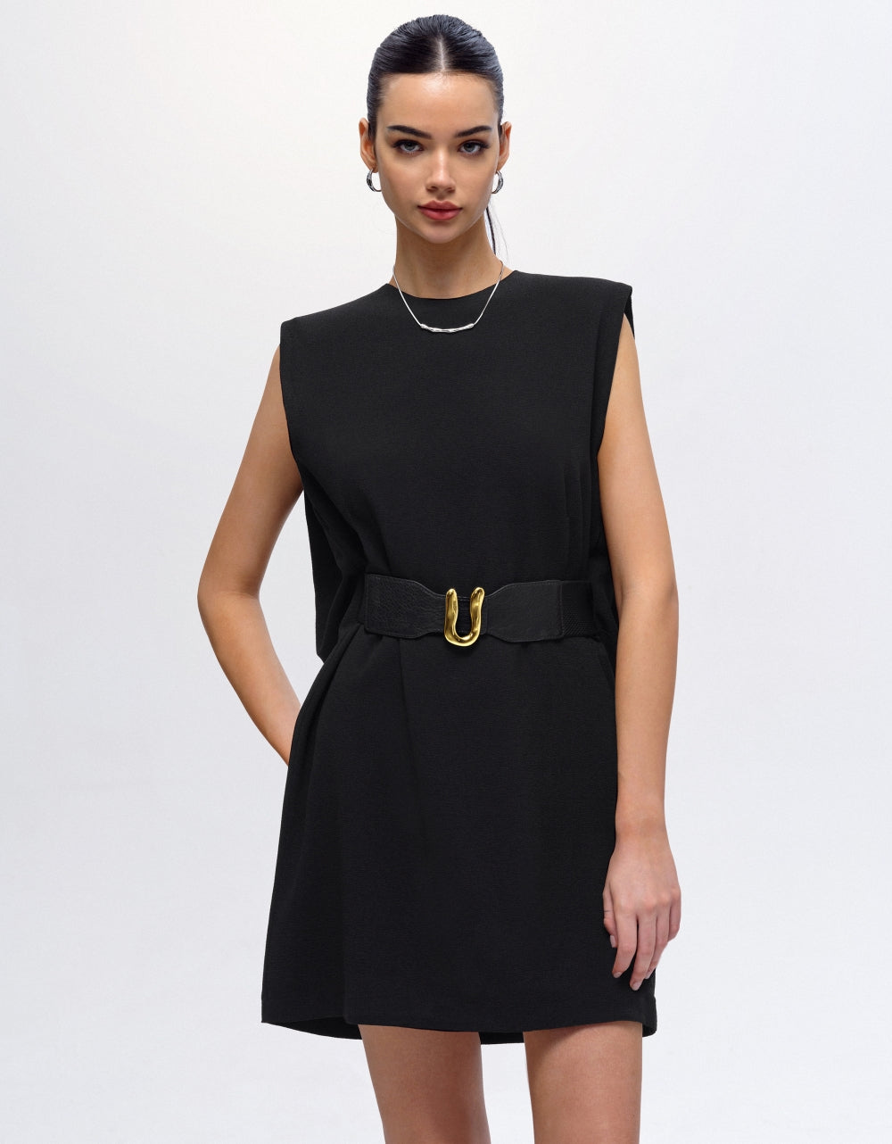 Wide Shoulder Dress – SaturdayClub International